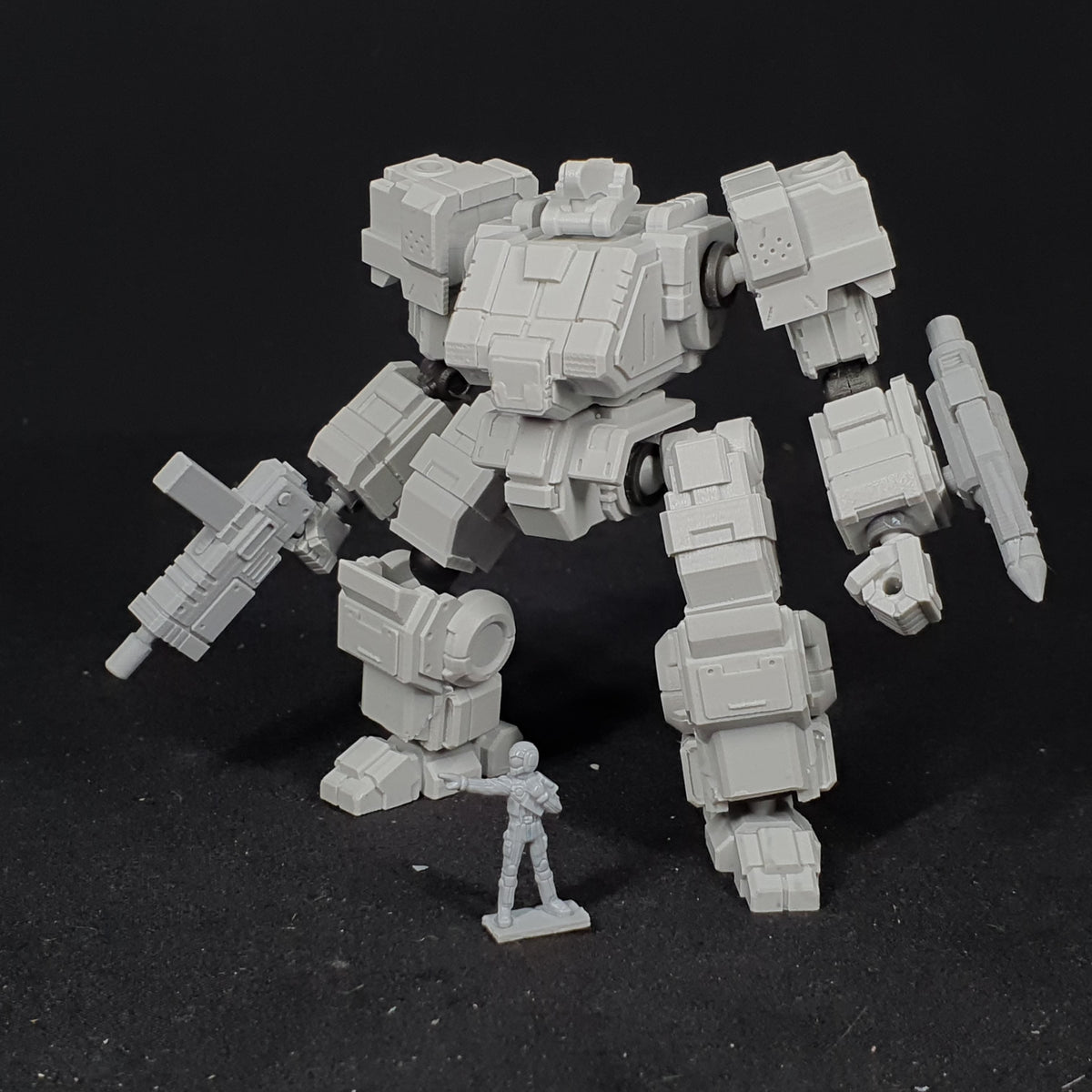 1/100 scale EISENFRONT "P.K GUARDIAN" Strider Frame resin model kit ...